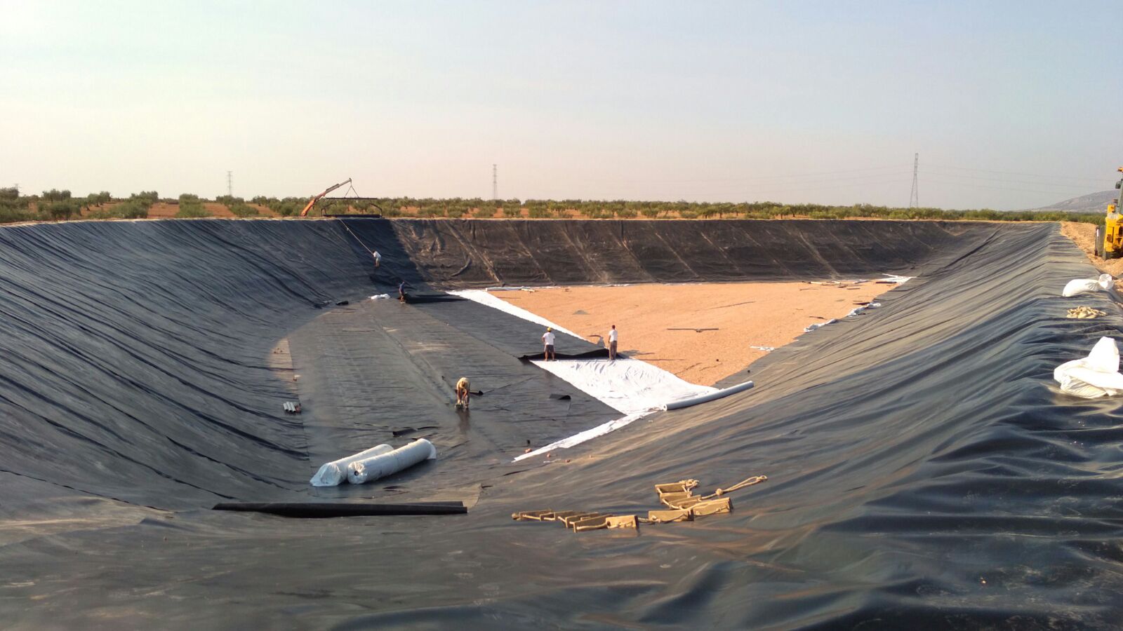 Ejecución de balsa de riego - Técnicos Irex